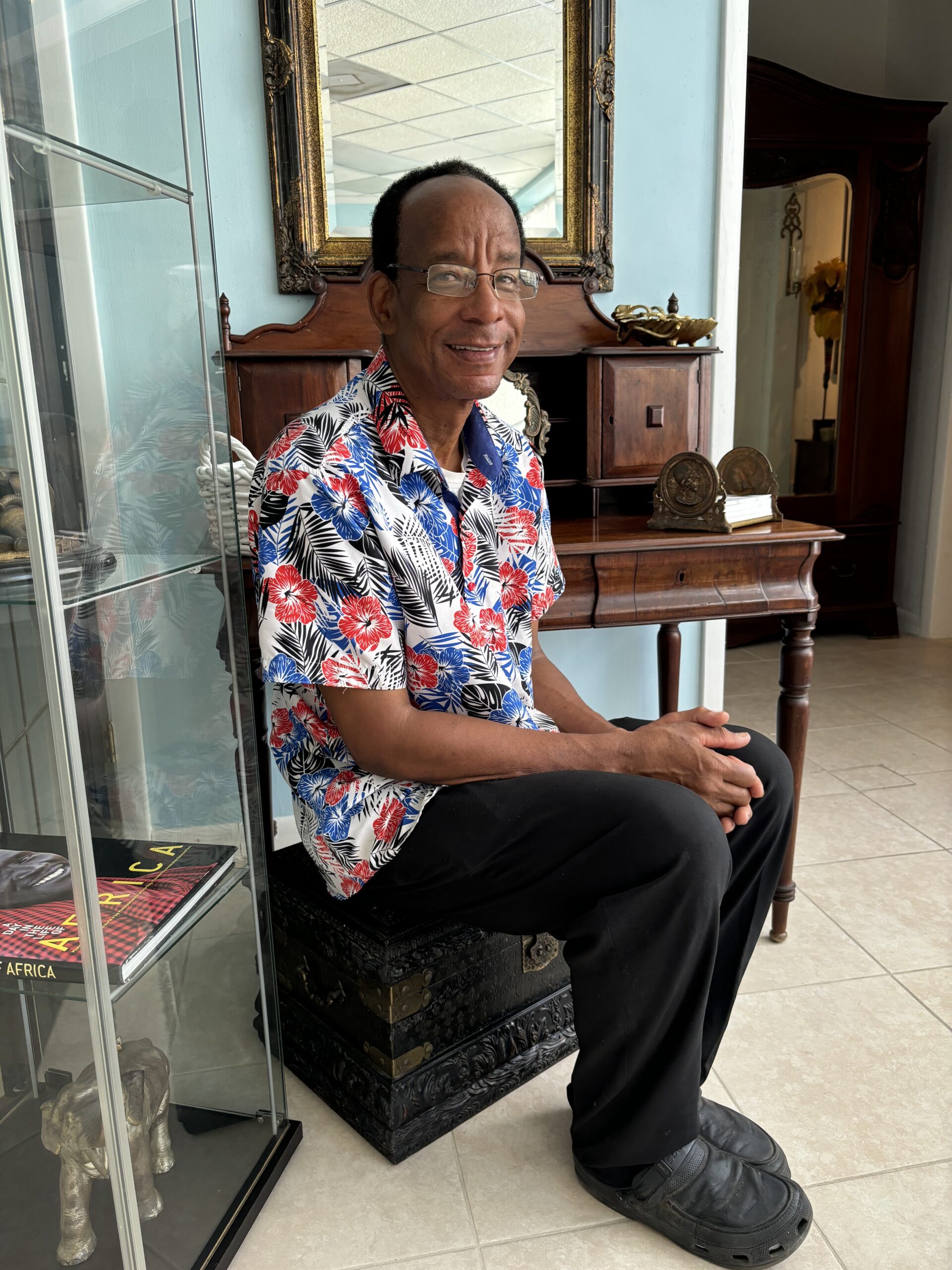 New Seven Flags Museum Features Antiques from Around the World | St ...